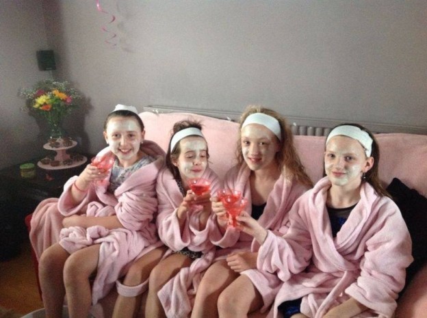 Teen Spa Pamper Parties In Hertfordshire - Honey Bee Therapy